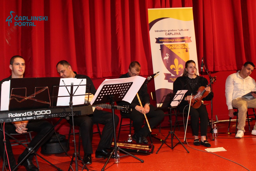 FOTO | Puno kino na Bajramskom koncertu: Grupa ''Rejjan'' oduševila ...