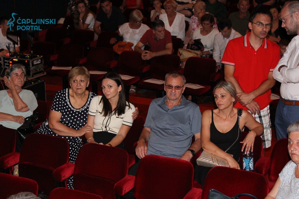 FOTO | Puno kino na Bajramskom koncertu: Grupa ''Rejjan'' oduševila ...
