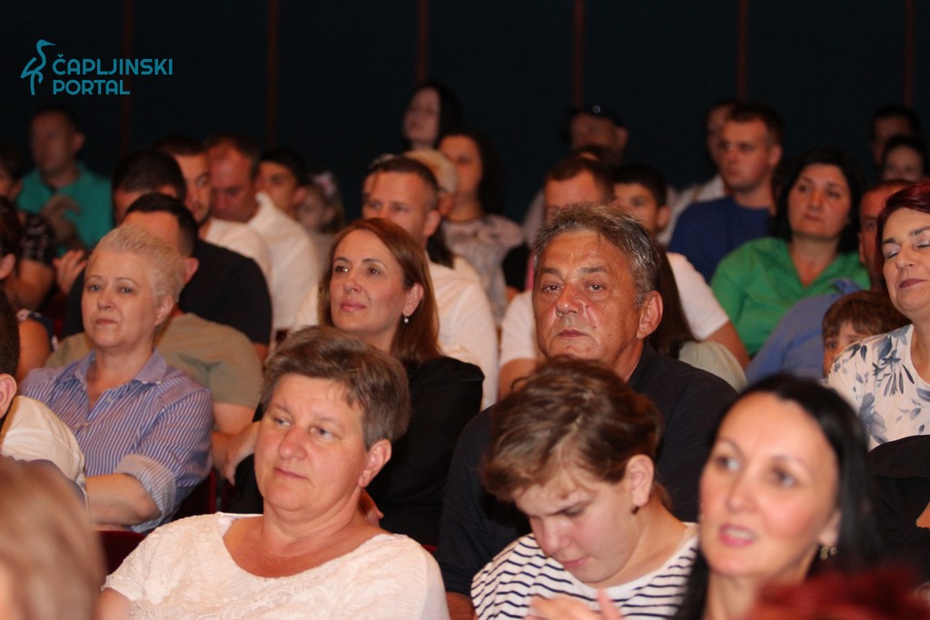 FOTO | Puno kino na Bajramskom koncertu: Grupa ''Rejjan'' oduševila ...