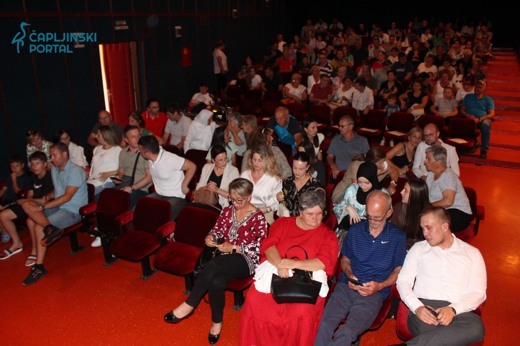 FOTO | Puno kino na Bajramskom koncertu: Grupa ''Rejjan'' oduševila ...