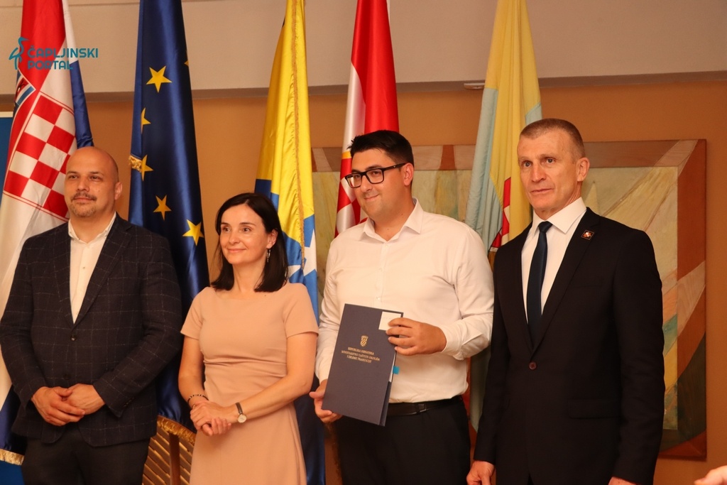 FOTO | U Hutovu blatu potpisani vrijedni ugovori: Vlada RH podržala ...