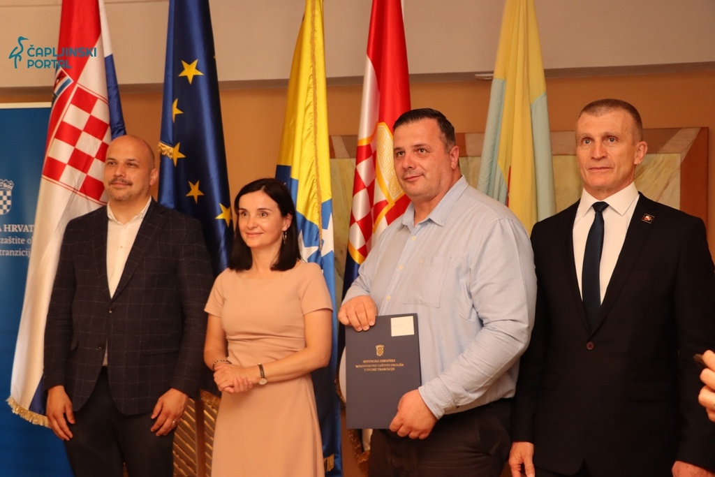 FOTO | U Hutovu blatu potpisani vrijedni ugovori: Vlada RH podržala ...