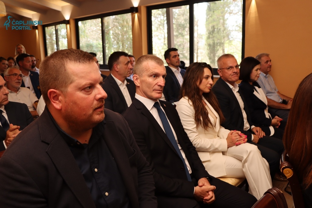 FOTO | U Hutovu blatu potpisani vrijedni ugovori: Vlada RH podržala ...